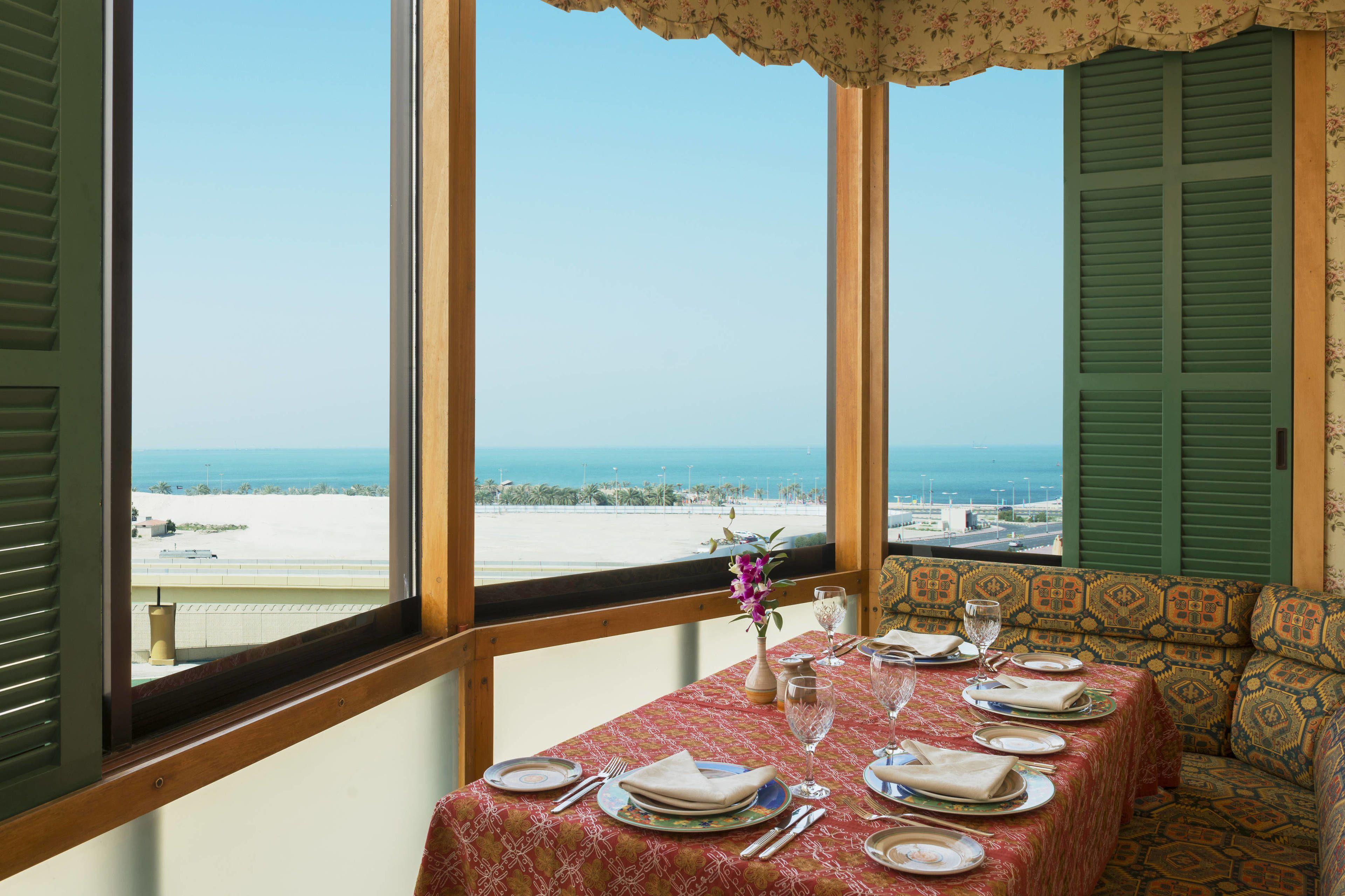 Sheraton Kuwait, A Luxury Collection (Hotel) 5⋆ ··· Al Asimah, Kuwait ...